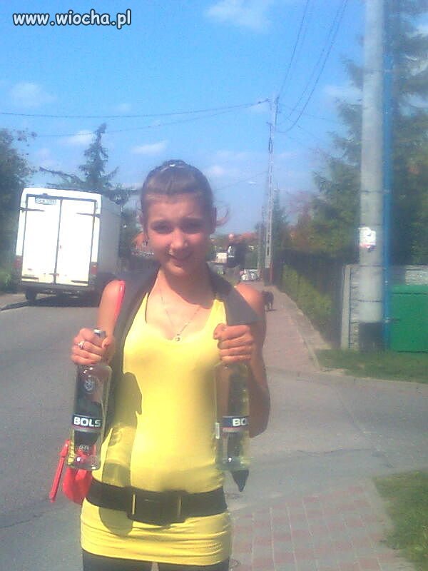 16 latka chwali się wódką na naszej klasie... - wiocha.pl absurd 695261